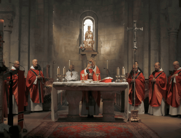 Monjes Benedictinos - Monasterio de Leyre